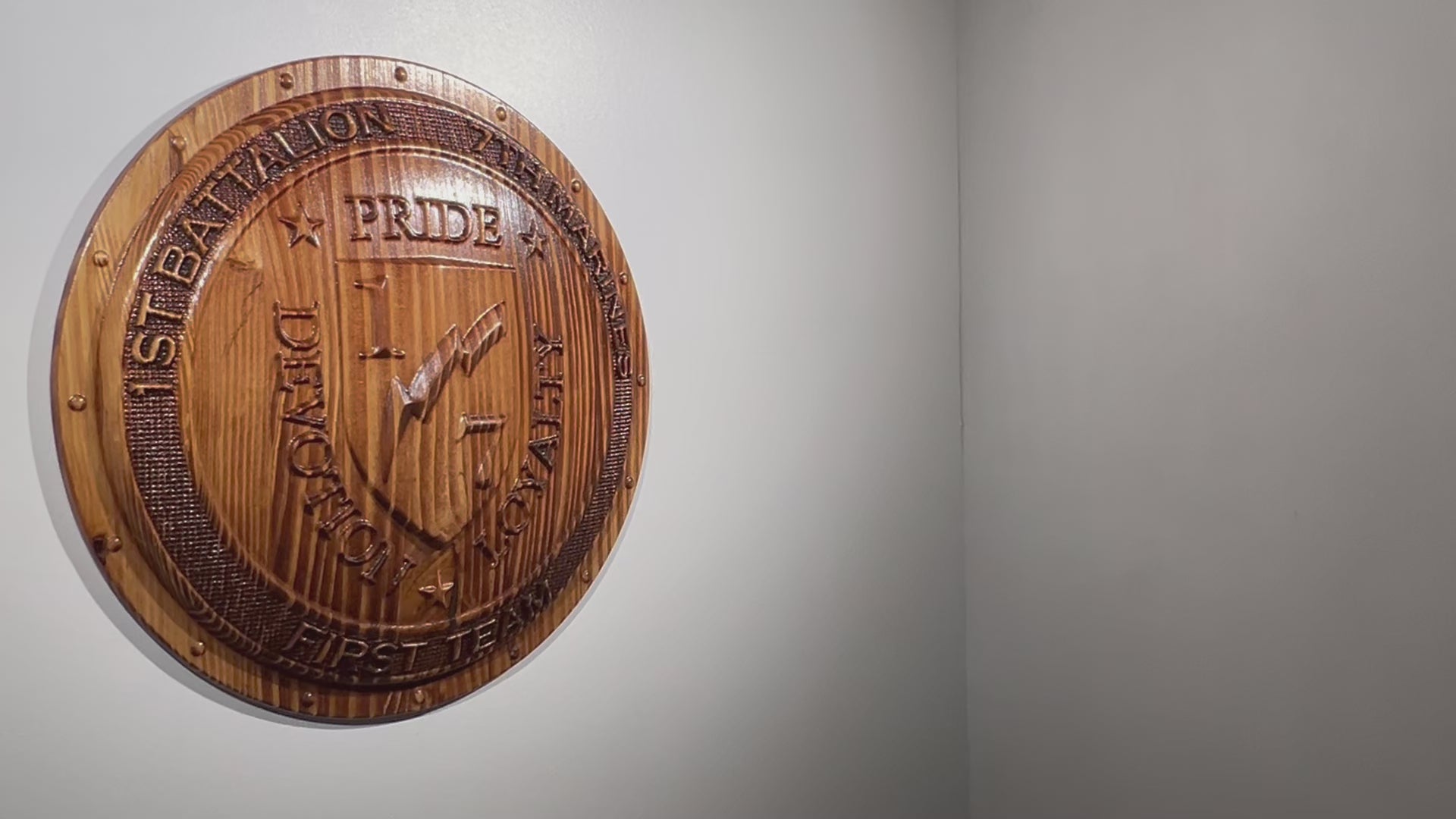 USMC 1st Battalion 7th Marines, 3d wood carving Shield, military plaqu ...